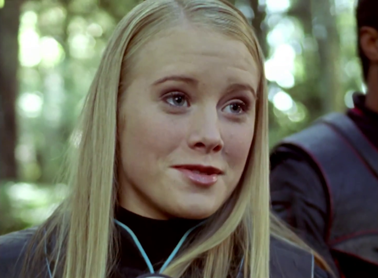 Tori Hanson, Blue Wind Ranger - Morphin' Legacy
